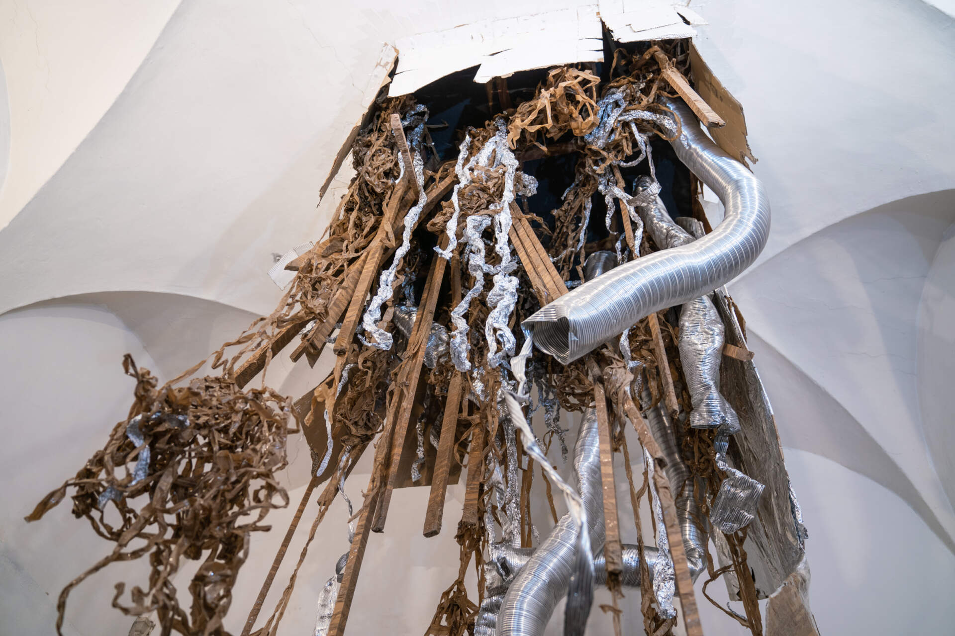 «Crazy», al Chiostro del Bramante follia e ribellione dell’arte ...